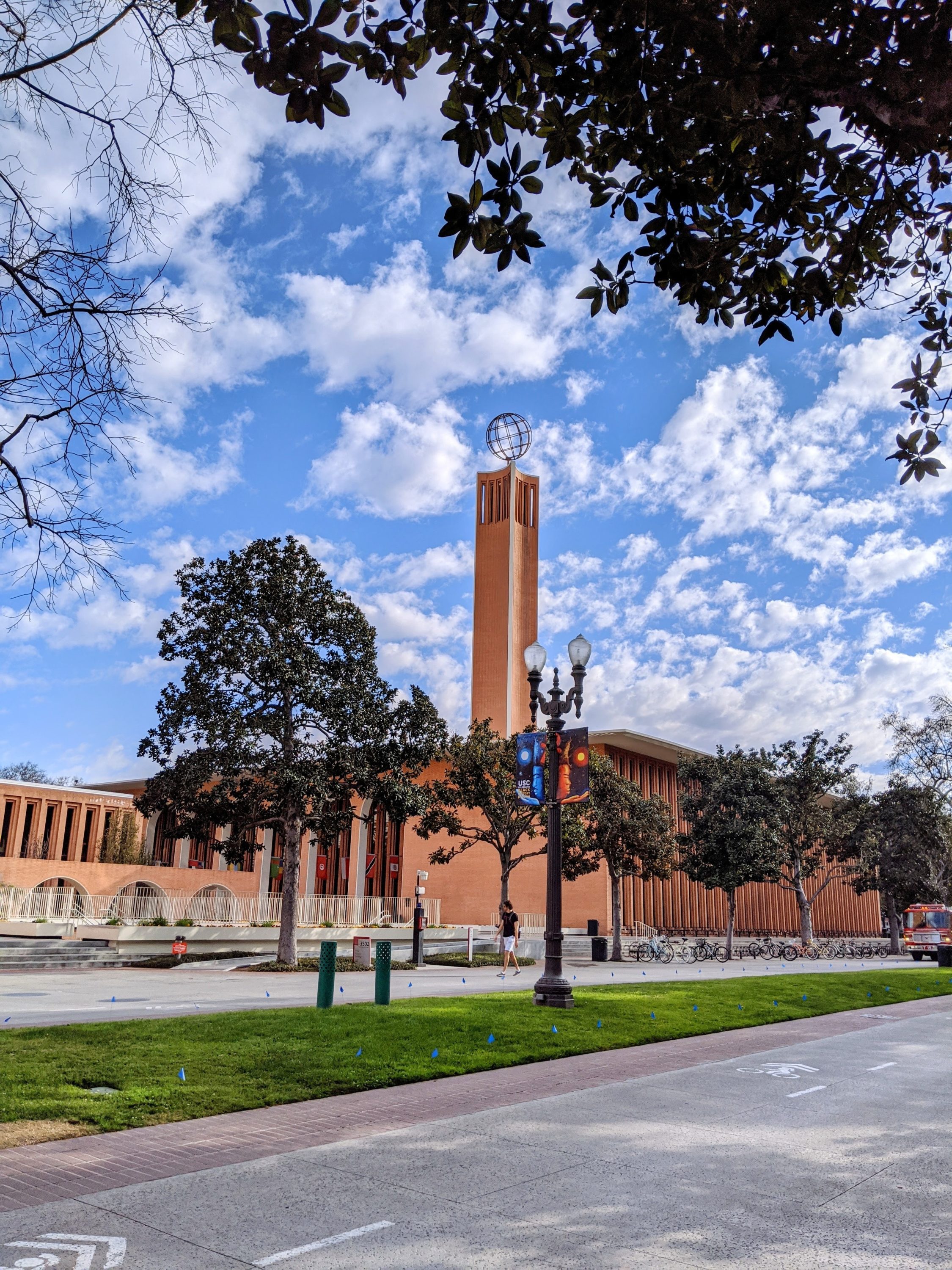 Eight dissent USC fraternities form new council
